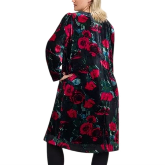 torrid | Jackets & Coats | Torrid Floral Red Rose Velvet Duster Kimono ...